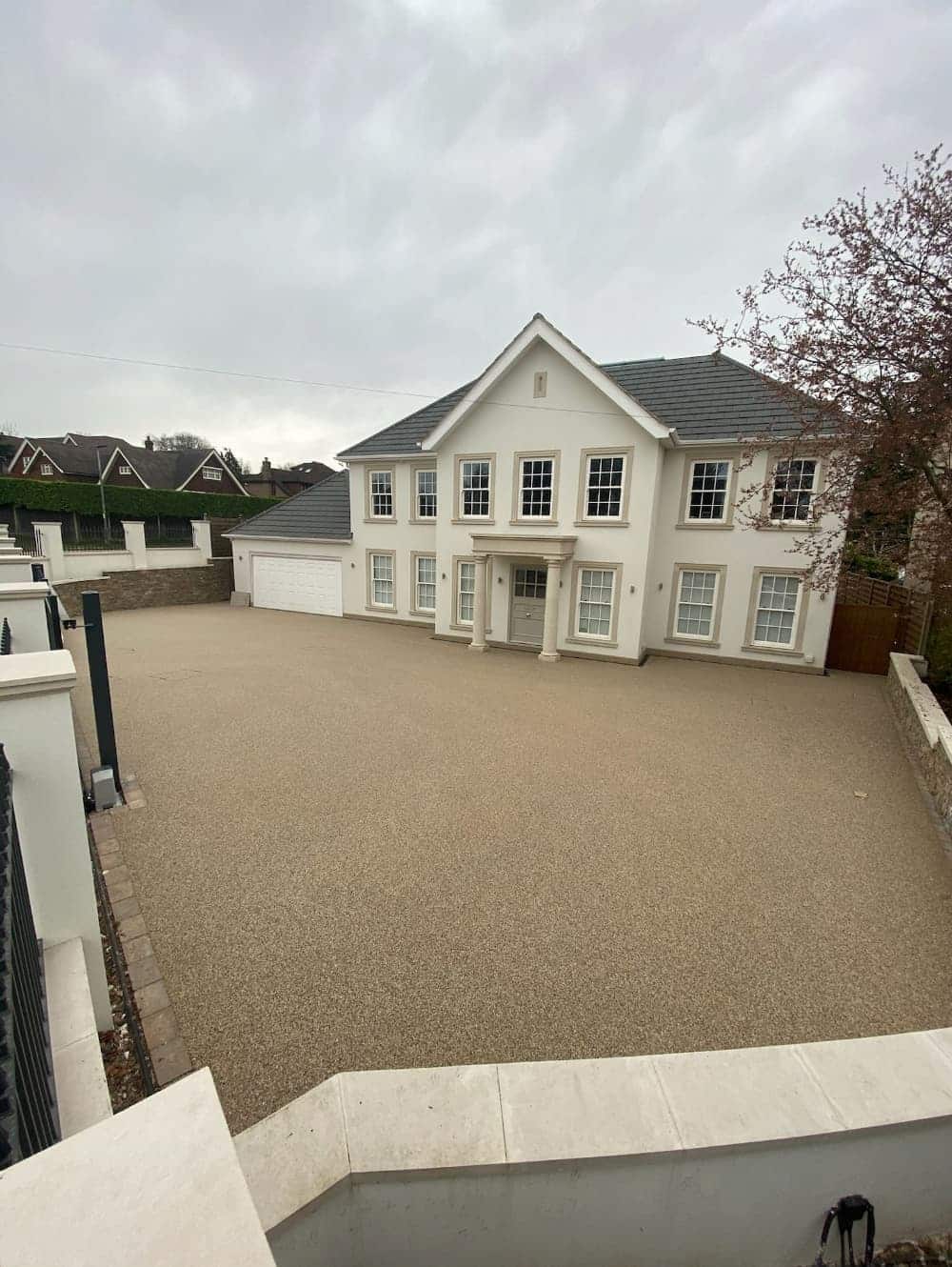 Smart Surfacing Solutions - Tarmac & Resin Surfacing Specialists